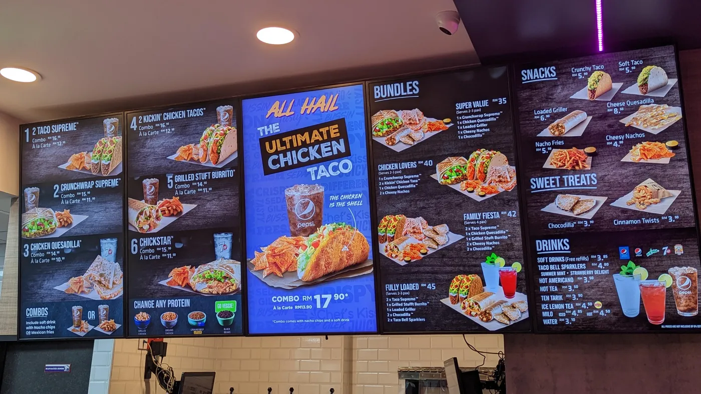10+ Ways The Taco Bell Menu Has Changed Since It Was Founded - Fame ...
