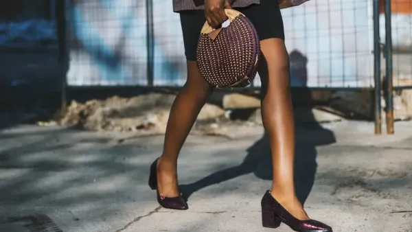 10+ Fashion Rules Older People Follow That Are Outdated Today - Smart ...