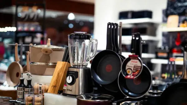 10+ Dangerous Kitchen Items You Definitely Used to Own ...